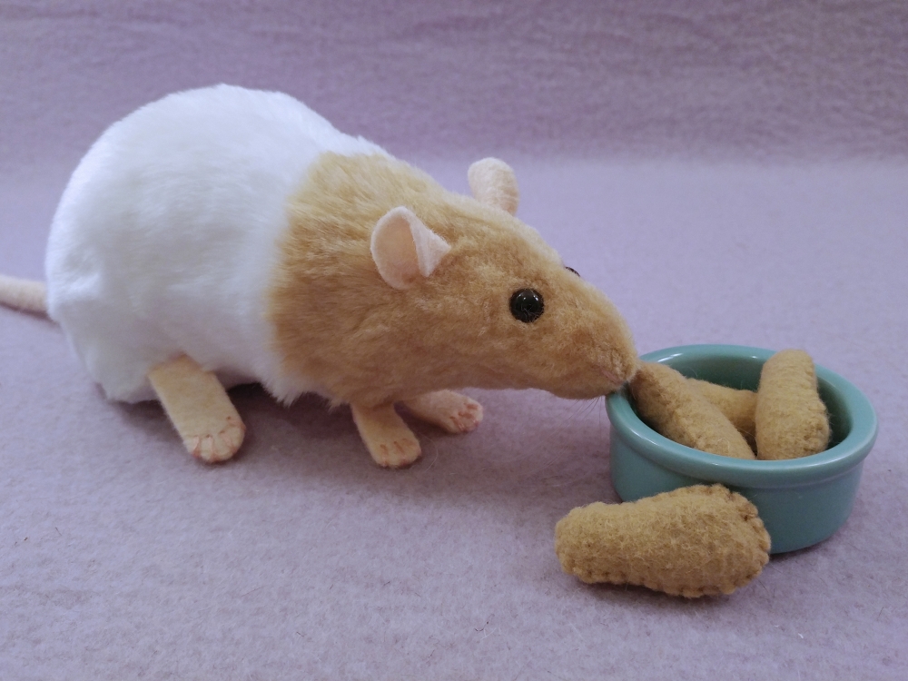 Beige Bareback Rat Plushie | Citrine Mouse