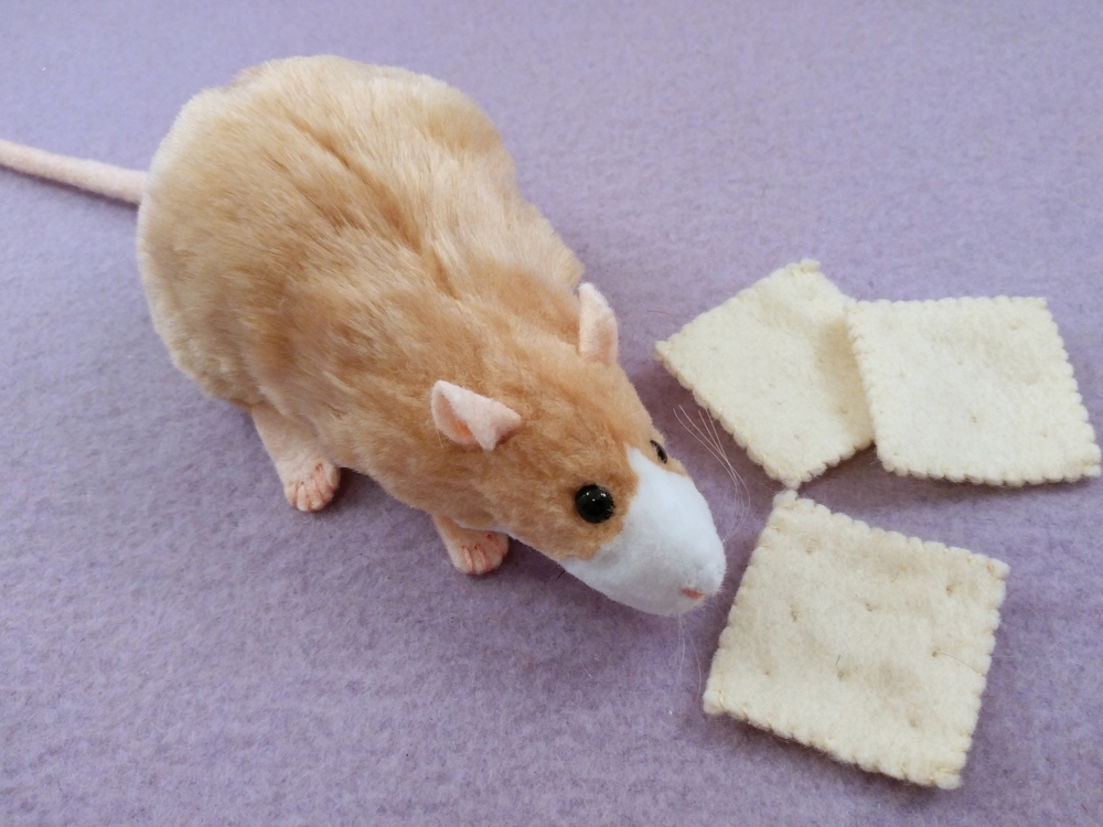 Beige Blazed Rat Plushie | Citrine Mouse