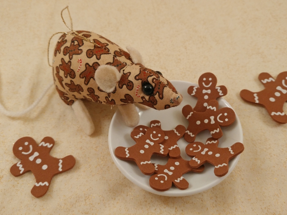 Gingerbread Mouse/Rat Ornament | Citrine Mouse