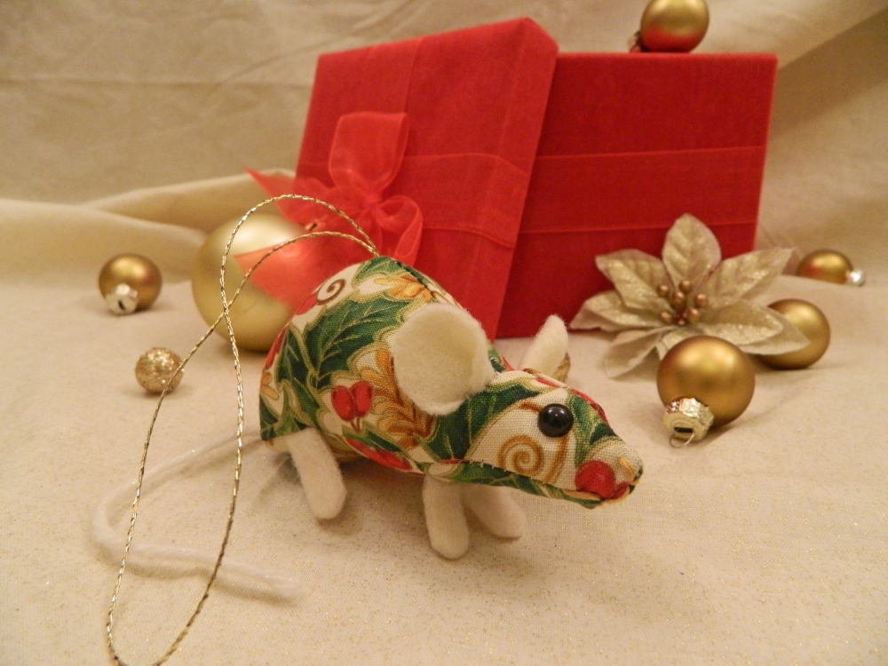 Gold Holly Mouse/Rat Ornament | Citrine Mouse