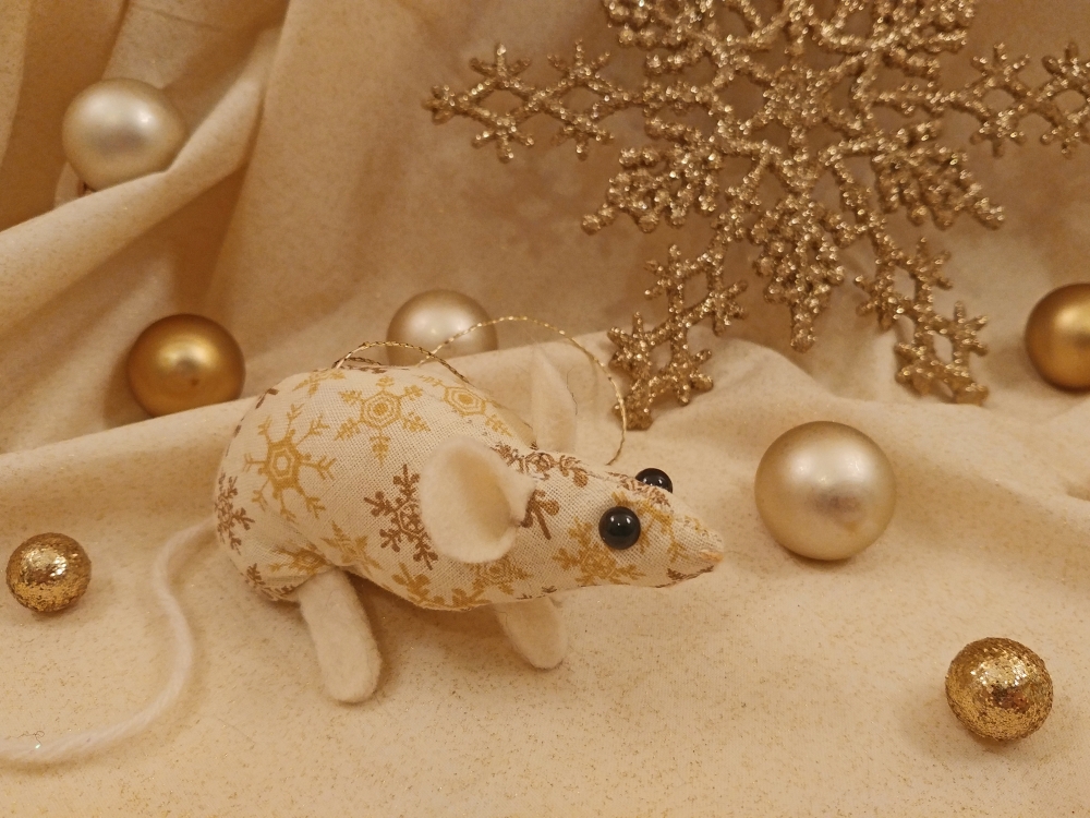 Gold Snowflakes 2 Mouse/Rat Ornament | Citrine Mouse