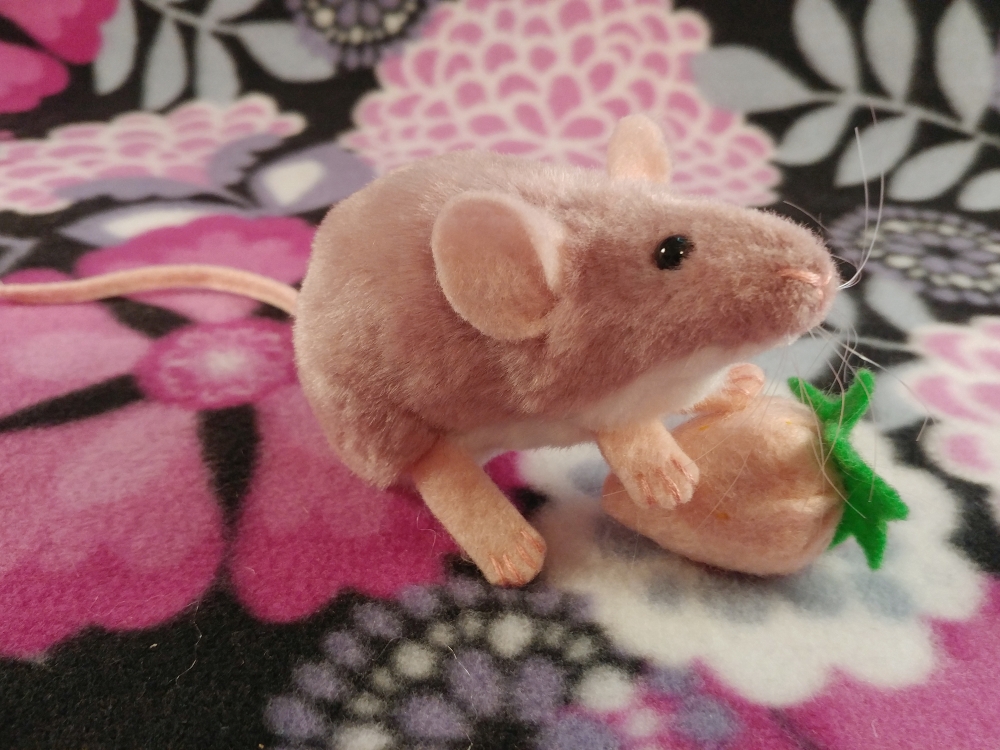 Pink Mouse Plushie with White Belly | Citrine Mouse