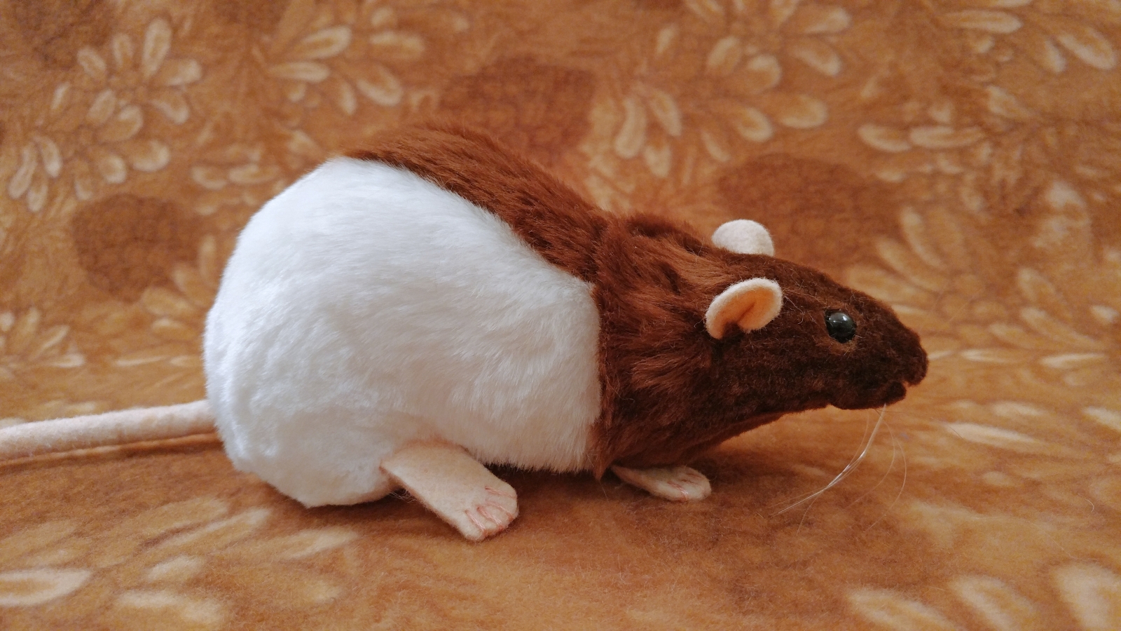 Brown Half-Hooded Rat Plushie | Citrine Mouse