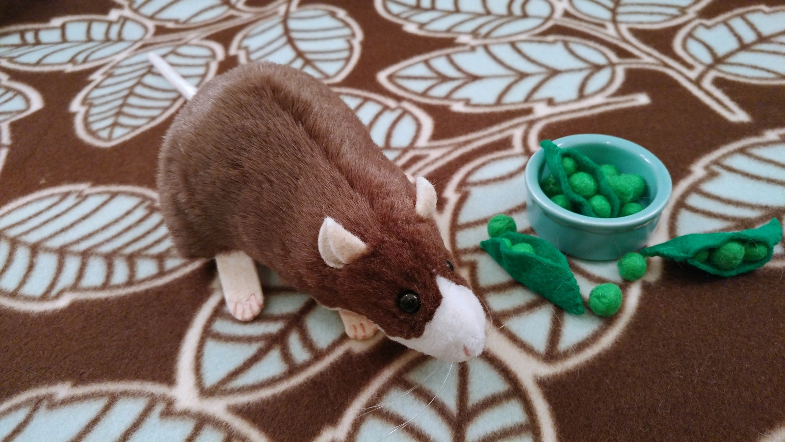 Dark Brown Blazed Rat Plushie | Citrine Mouse