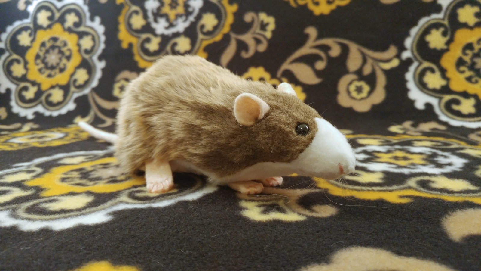 Light Brown Blazed Rat Plushie | Citrine Mouse