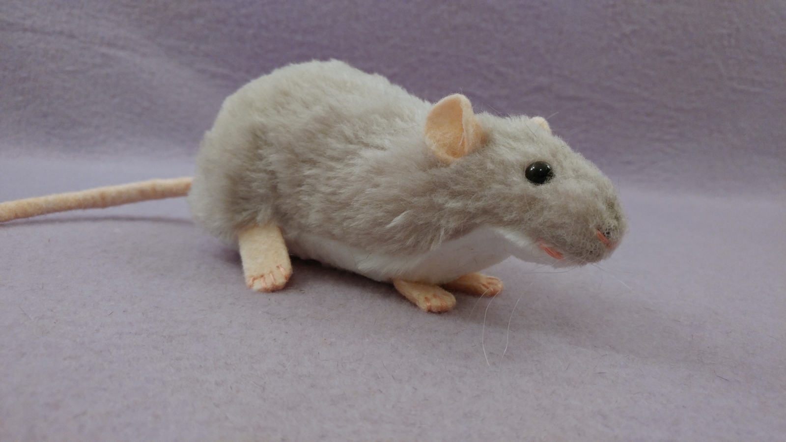 Light Grey Berkshire Rat Plushie | Citrine Mouse