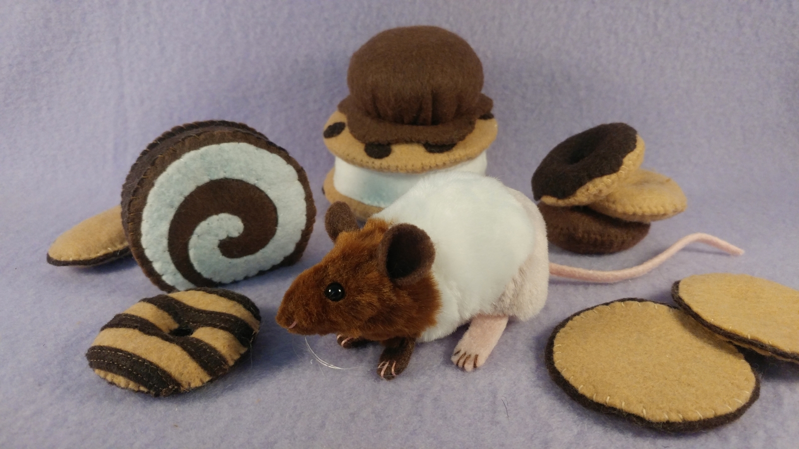 Neapolitan "Nea" Mouse Plushie | Citrine Mouse